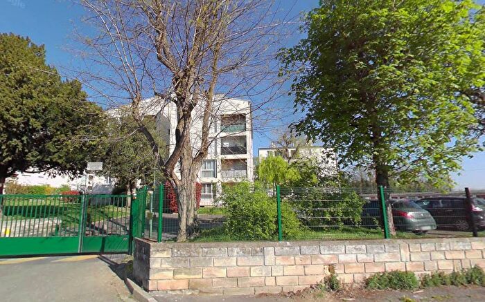 Appartement à louer - Nord Ouest, Mitry-Mory - 4 pièces - 3 chambres