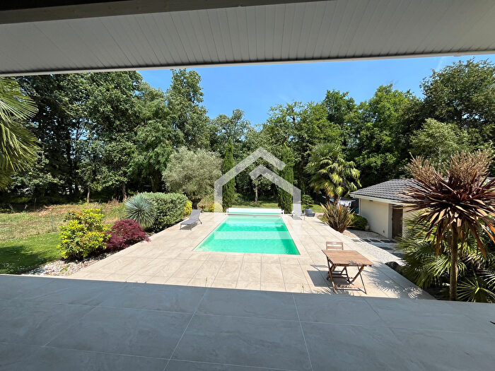 Maison à vendre - Arsac - 6 pièces - 4 chambres