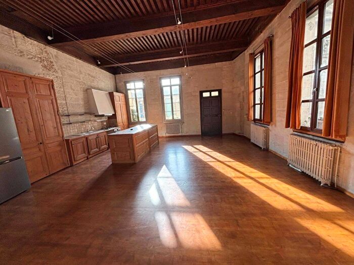 Appartement à louer - Zone Pietonne, Avignon - 3 pièces - 2 chambres