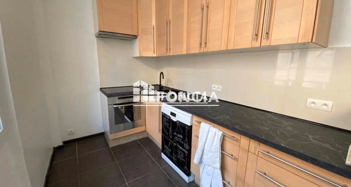 Opéra, Marseille 1er arrondissement : Appartement 3 pièces à louer