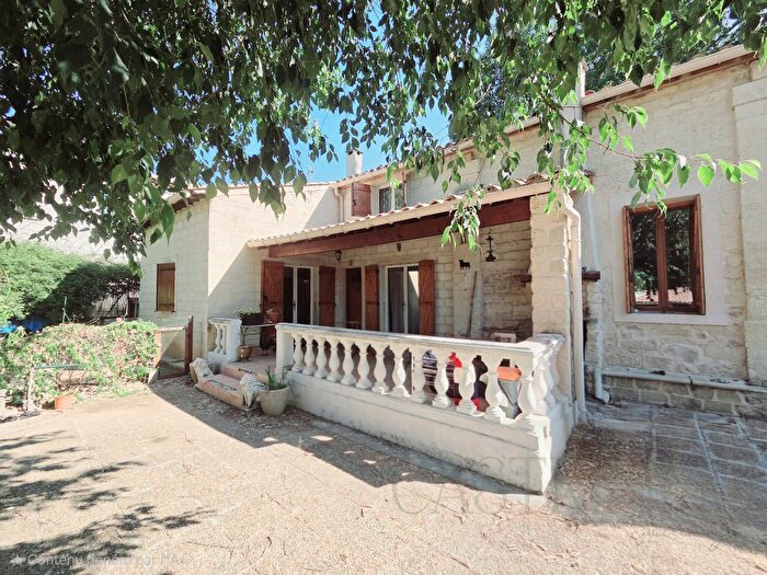 Maison 6 pièces à Castries, à vendre