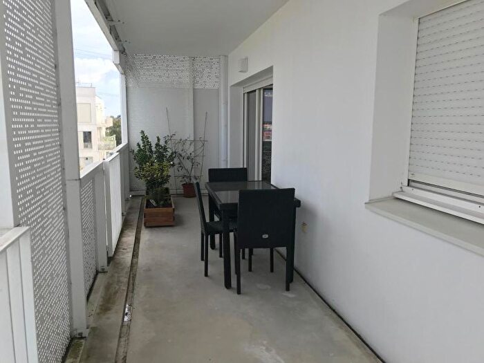 Cenon, Cavaillès : Appartement 4 pièces à louer