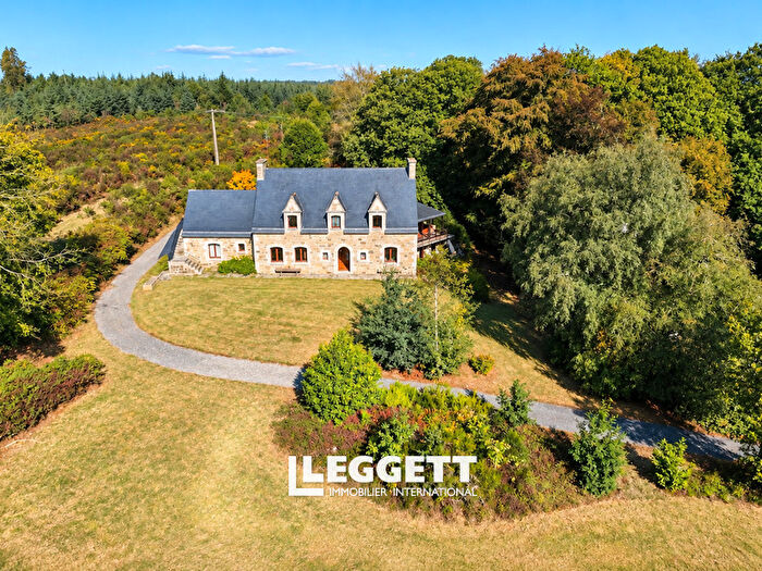 Maison 7 pièces à vendre à Plounévez-Quintin