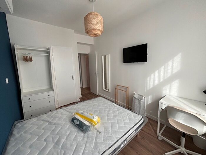 Appartement à louer - Lille, Centre-ville, Euralille - 1 pièce - 1 chambre