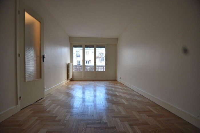 Appartement à louer - Mouton Duvernet, Paris ème arrondissement - 2 pièces - 1 chambre