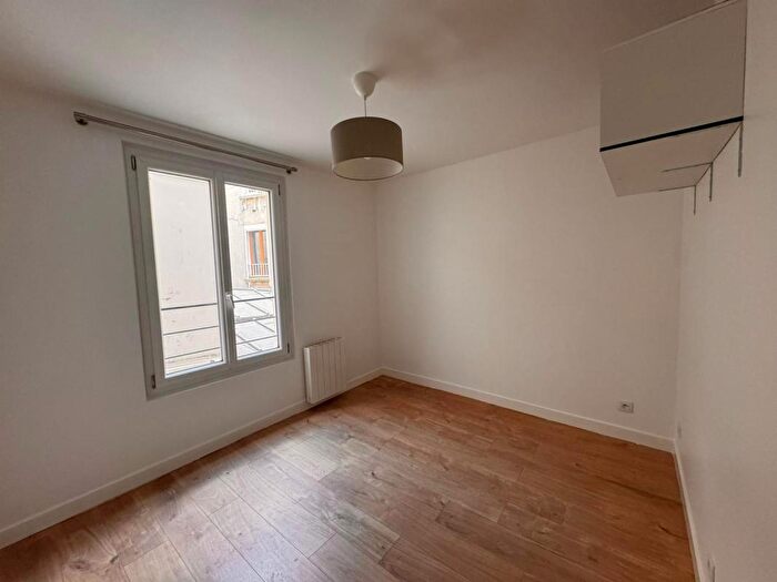 Saint-Ouen, Garibaldi : Appartement 2 pièces à vendre