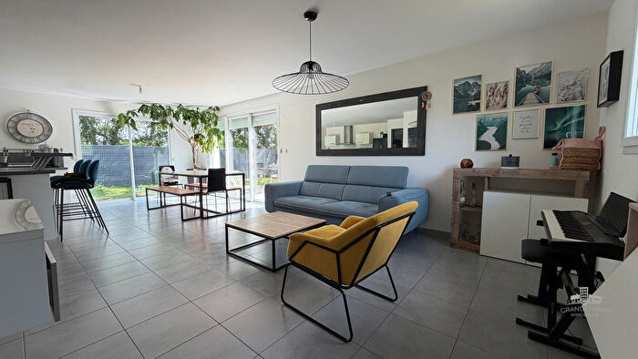 Maison 6 pièces à vendre à Grandchamp-des-Fontaines, Grandchamps-des-Fontaines