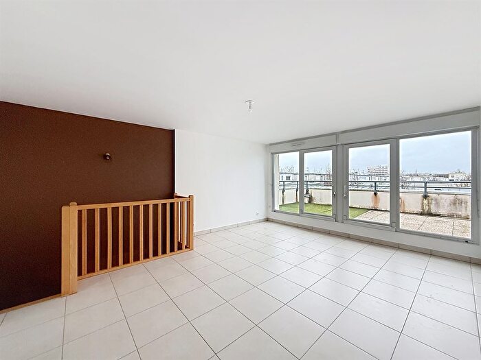 Appartement à louer - Reims, Jamin, Jaurès, Cernay, Epinettes - 4 pièces - 2 chambres