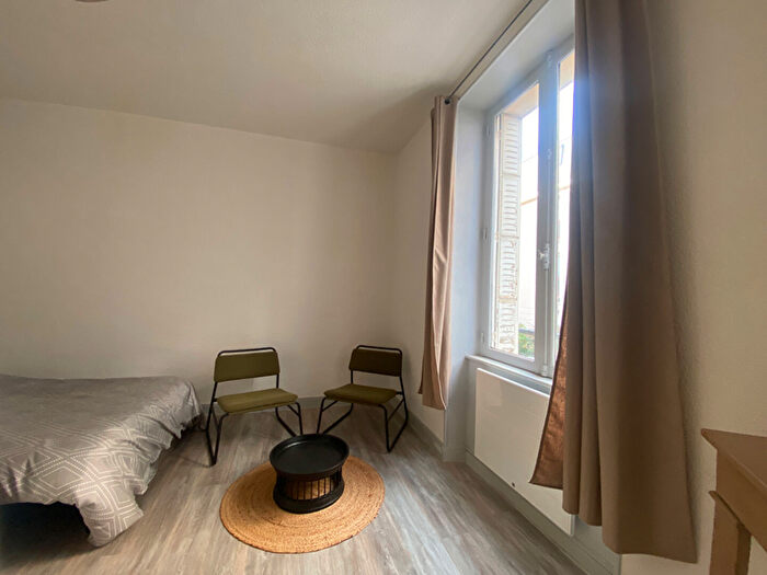 Appartement à louer - Limoges, Centre-ville, Hôtel de Ville, Emailleurs - 2 pièces - 1 chambre