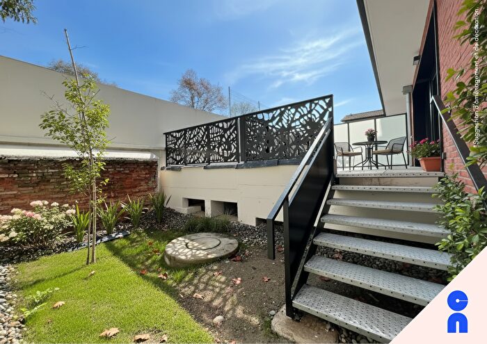 Appartement à vendre - Toulouse, Saint-Cyprien - 4 pièces - 3 chambres