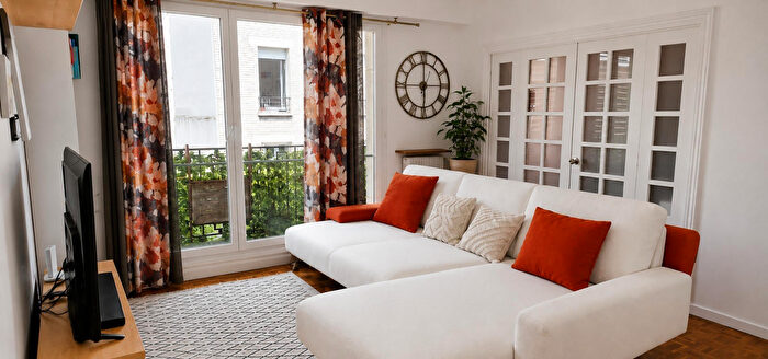 Appartement 4 pièces à vendre - La Garenne-Colombes, Centre Sud