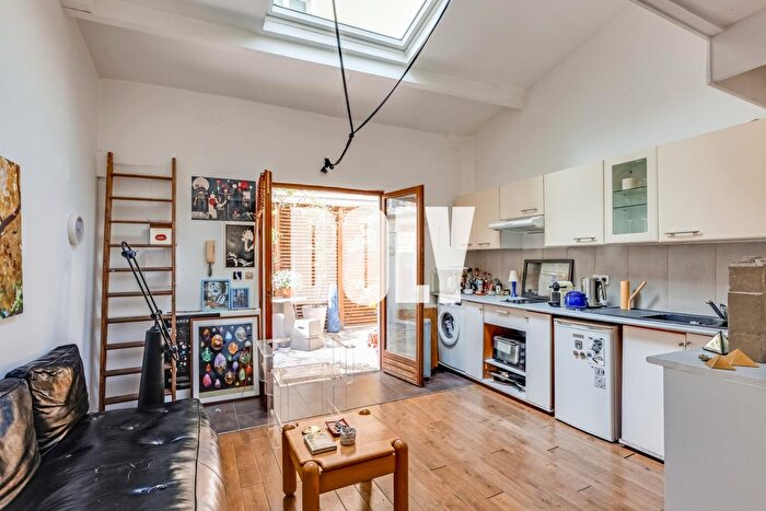 Maison 2 pièces à vendre - Paris 11ème, République, Saint-Ambroise