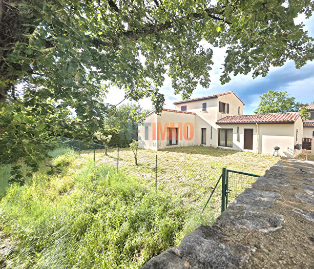 Maison 5 pièces à Villevieille, à vendre