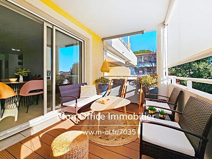 Appartement 4 pièces à Cavalaire-sur-Mer, Centre-ville, à vendre