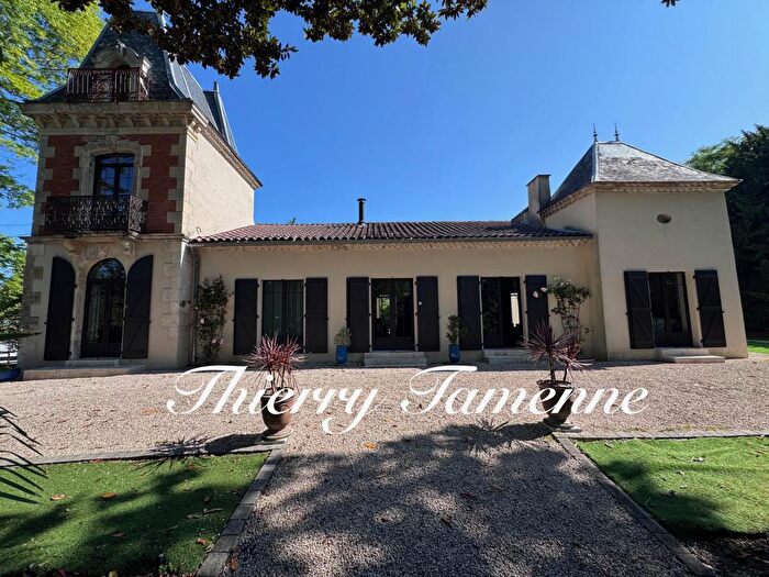 Maison à vendre - Nérac - 9 pièces - 5 chambres