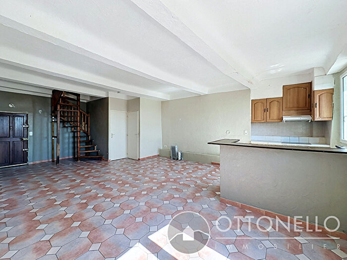 Roquebrune-sur-Argens, Village : Appartement 3 pièces à vendre