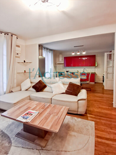 Suresnes, République - Appartement 3 pièces à louer