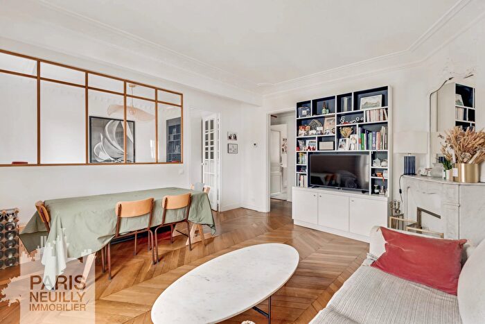 Appartement à vendre - Paris e , Batignolles, Cardinet - 3 pièces - 2 chambres