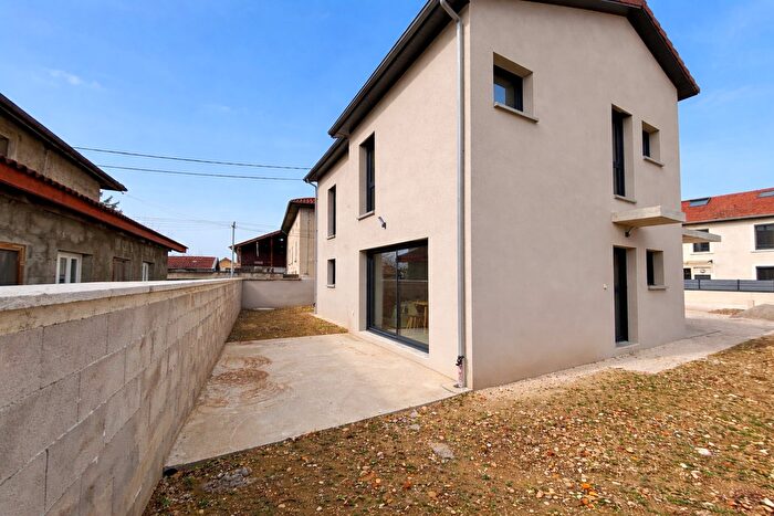 Sillans : Appartement 4 pièces à vendre