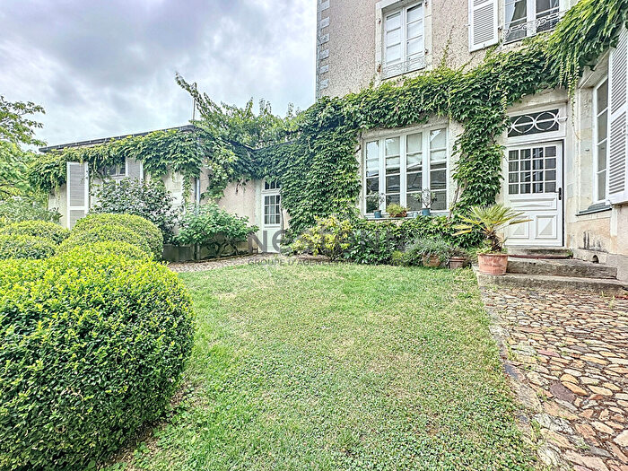 Maison à vendre - Château-Gontier - 10 pièces - 7 chambres