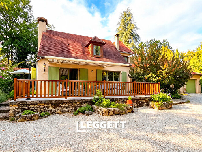 Maison 9 pièces à vendre - Sainte-Alvère