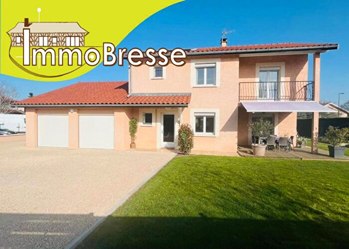 Maison 6 pièces à Mézériat, à vendre