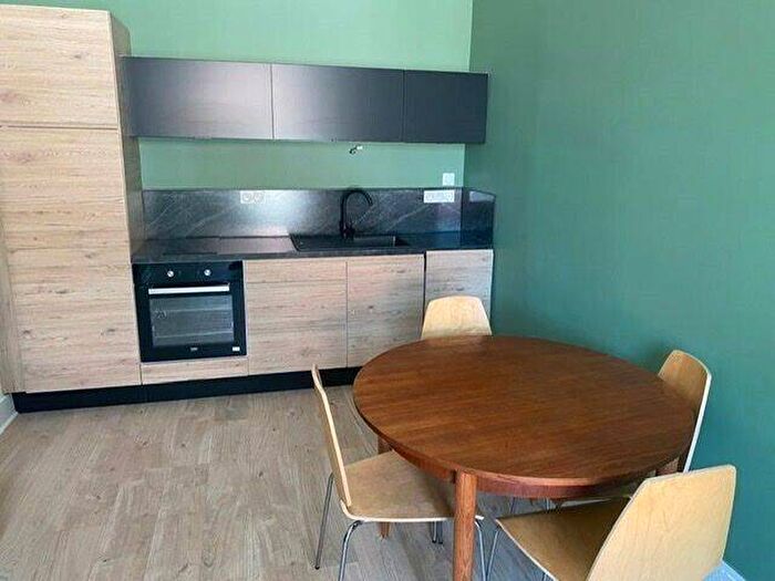 Appartement à louer - Sans Souci-Dauphiné, Lyon ème arrondissement - 2 pièces - 1 chambre