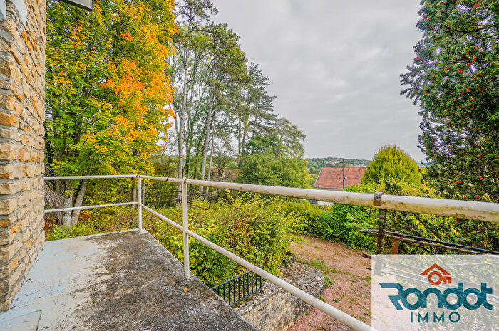 Maison à vendre - Selongey - 8 pièces - 4 chambres