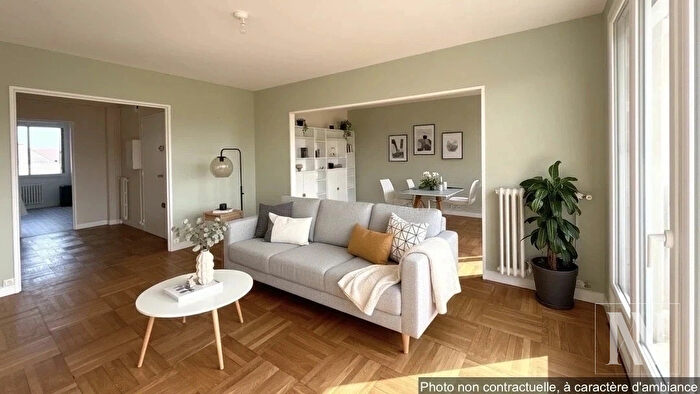 Appartement à vendre - Troyes, Jules Guesde - 4 pièces - 2 chambres