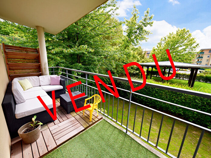 Appartement à vendre - Chelles, Mont-Chalâts, Colline du Fort, La Tuilerie - 3 pièces - 2 chambres