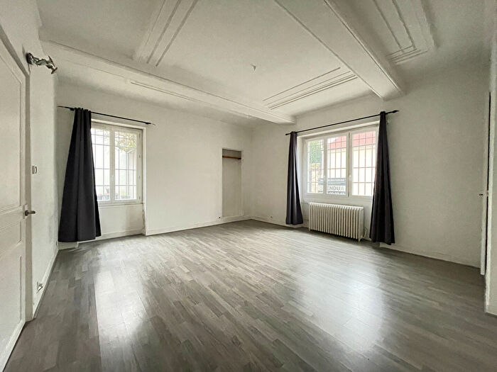 Appartement à vendre - Fontainebleau, Constance, Fleury - 1 pièce