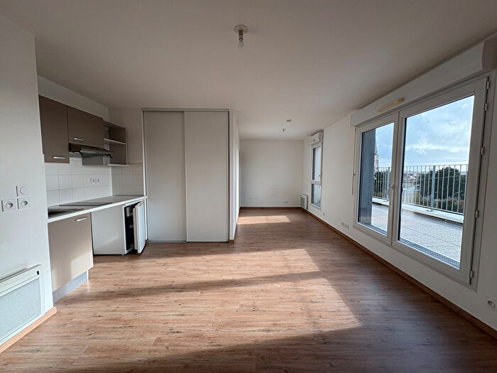 Appartement à louer - Couëron, Centre-ville, Ardillets - 1 pièce