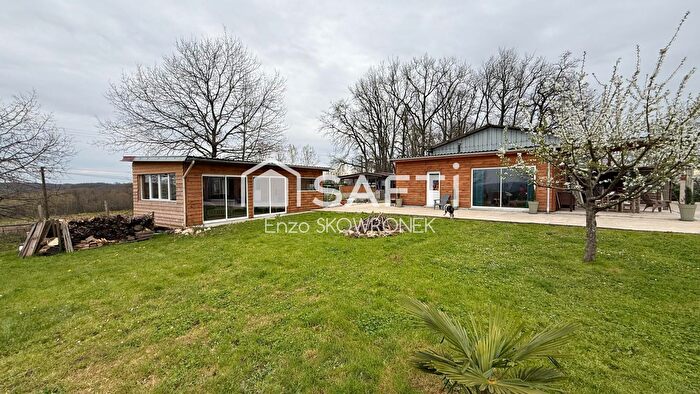 Maison à vendre - Feugarolles - 2 pièces - 4 chambres