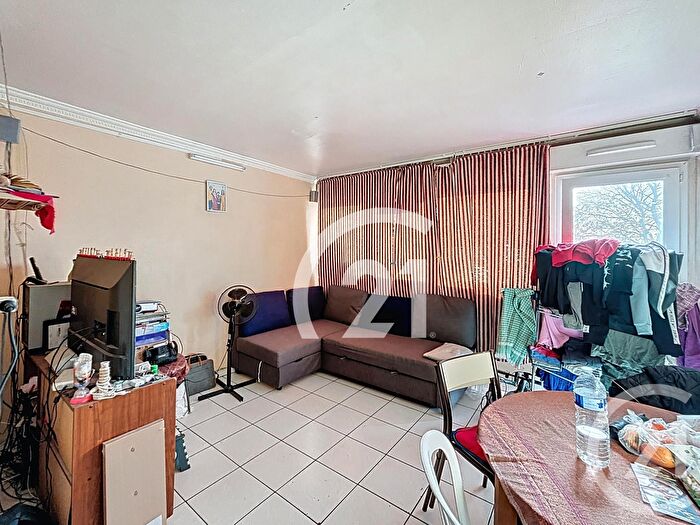 Appartement à vendre - Gonesse, La Fauconnière - 3 pièces - 2 chambres