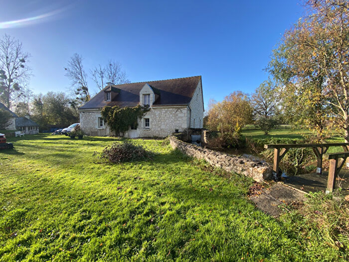 Maison à vendre - Vernantes - 5 pièces - 2 chambres