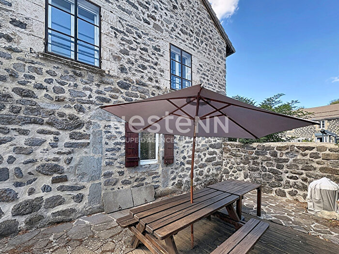 Maison 4 pièces à Saint-Front, à vendre