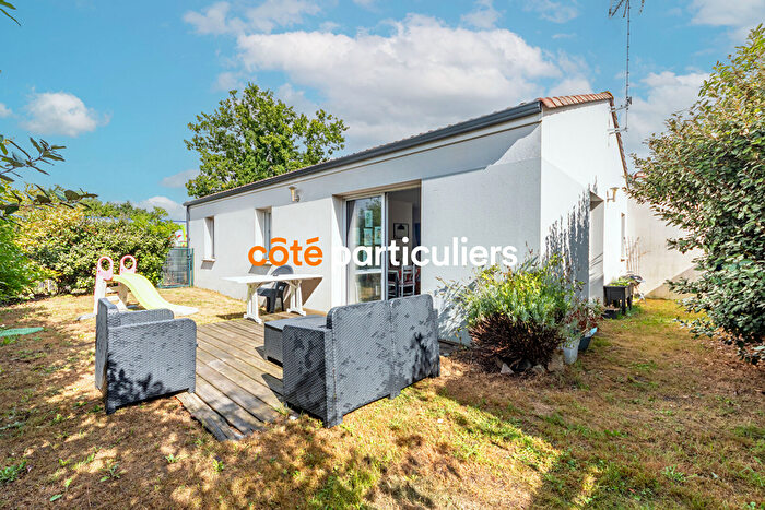 Maison à vendre - La Roche-sur-Yon, Le Bourg sous la Roche - 5 pièces - 4 chambres