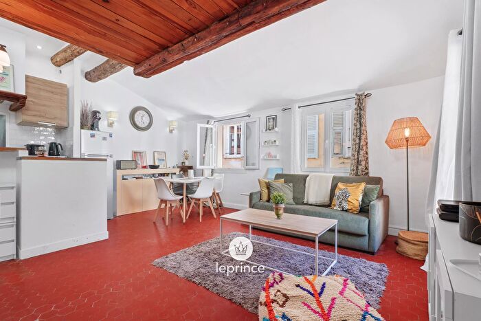 Nice, Vieux Nice - Appartement 2 pièces à vendre