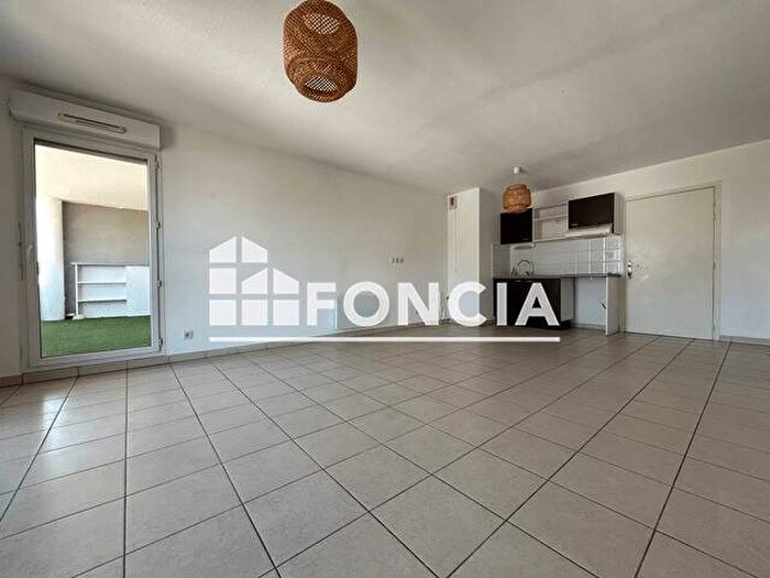 Centre, Port-Saint-Louis-du-Rhône - Appartement 3 pièces à louer
