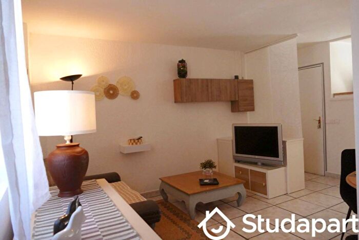 Appartement à louer - Vallangoujard - 1 pièce - 2 chambres