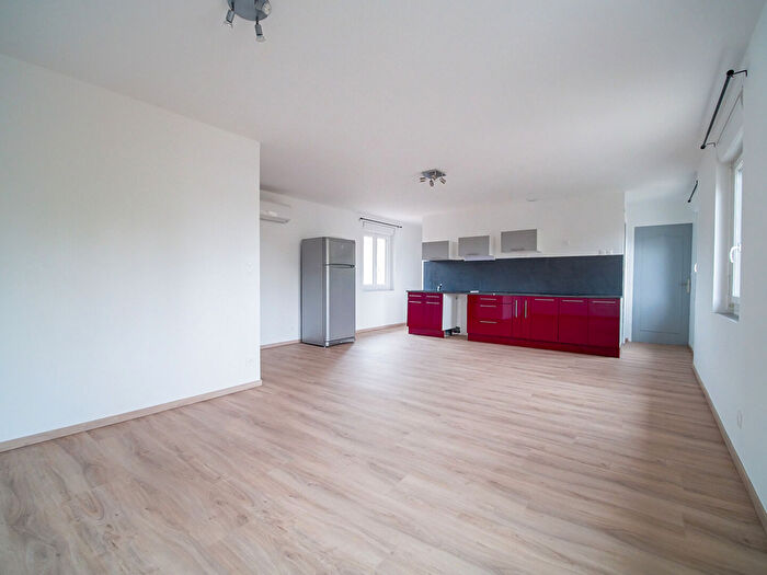 Appartement à louer - Aire-sur-lAdour - 3 pièces - 2 chambres