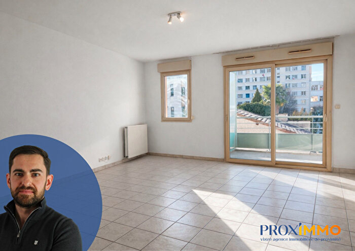 Appartement 3 pièces à vendre - Voiron, Centre-ville, Gare