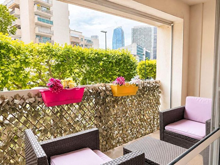 Appartement 5 pièces à vendre à Puteaux, République