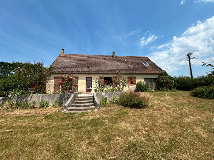 L'Hôme-Chamondot : Maison 5 pièces à vendre