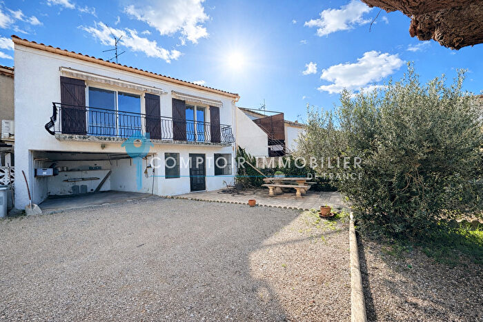 Maison à vendre - Aimargues - 6 pièces - 3 chambres