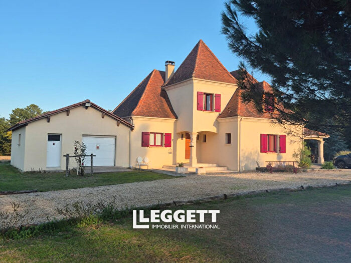 Maison à vendre - Mussidan - 6 pièces - 3 chambres