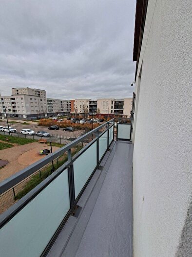 Le-Trillet, Meyzieu : Appartement 4 pièces à louer