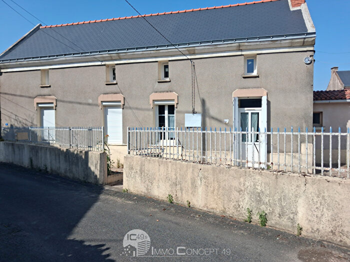 Saint-Georges-sur-Layon - Maison 4 pièces à vendre