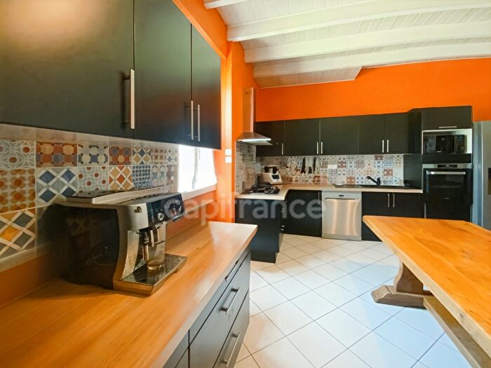 Maison à vendre - La Croix-Blanche - 4 pièces - 3 chambres