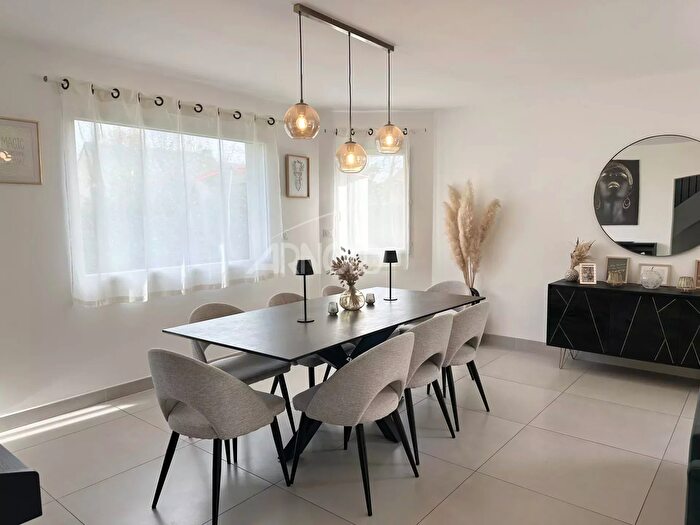Maison 7 pièces à louer à Sainte-Luce-sur-Loire